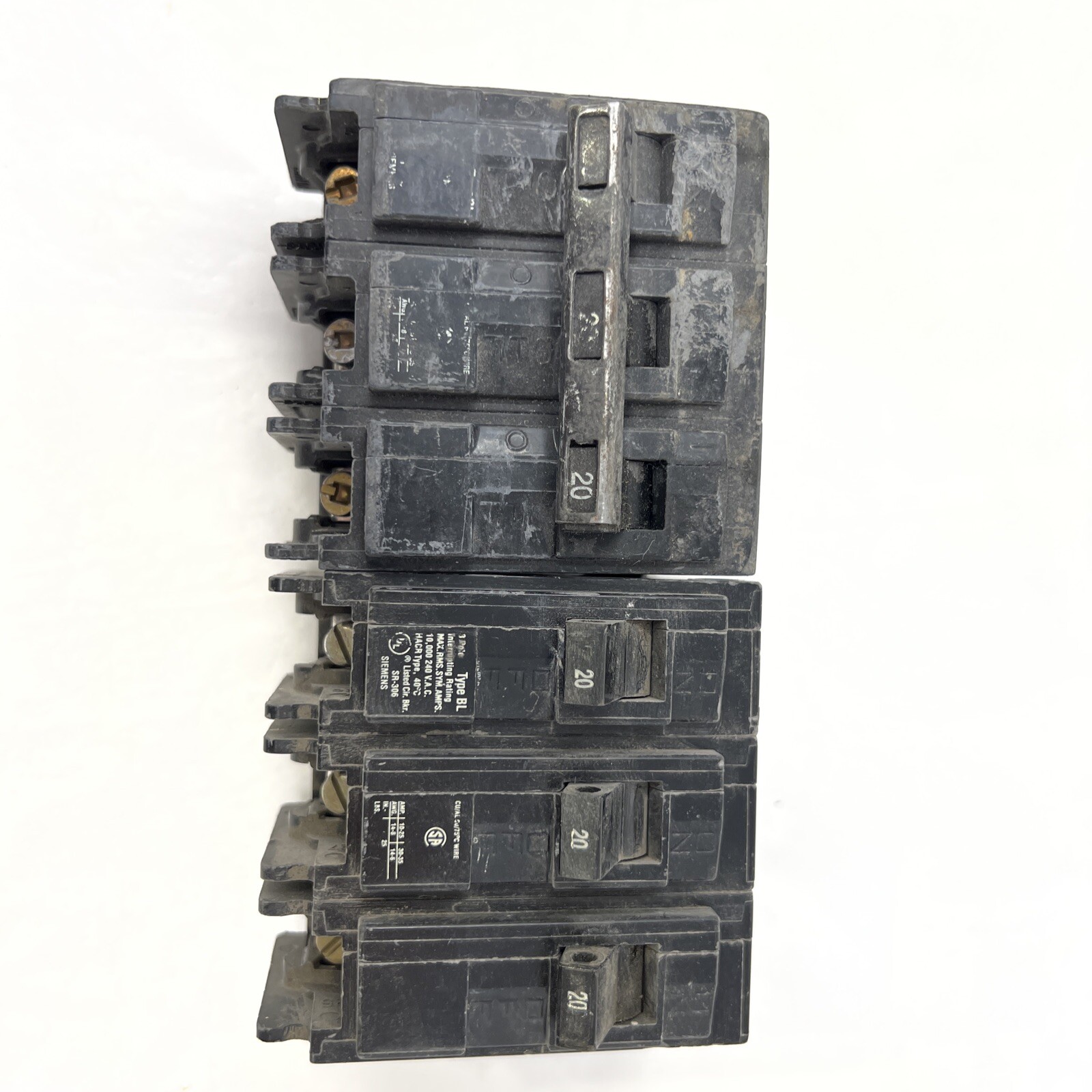 LOT OF 2 SIEMENS B320 3 POLE 20A/AMP BOLT-ON CIRCUIT BREAKER | eBay