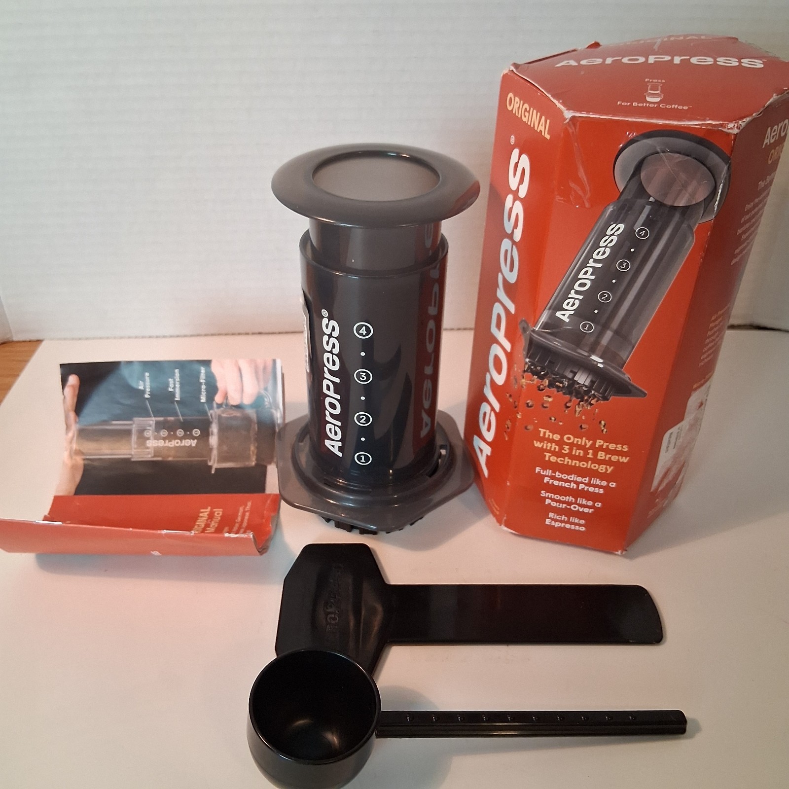Aeropress Original Coffee Press 3 in 1 Brew (Open, Damaged Box)