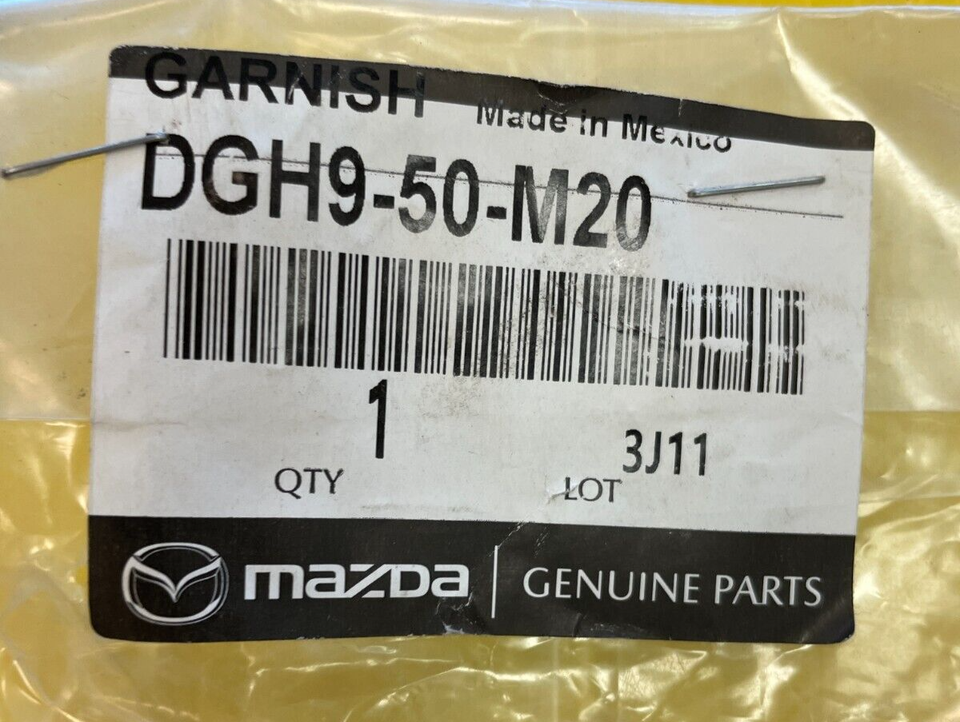 New OEM 2020-2023 Mazda CX-30 Front Door Applique Left Side DGH950M20 ...