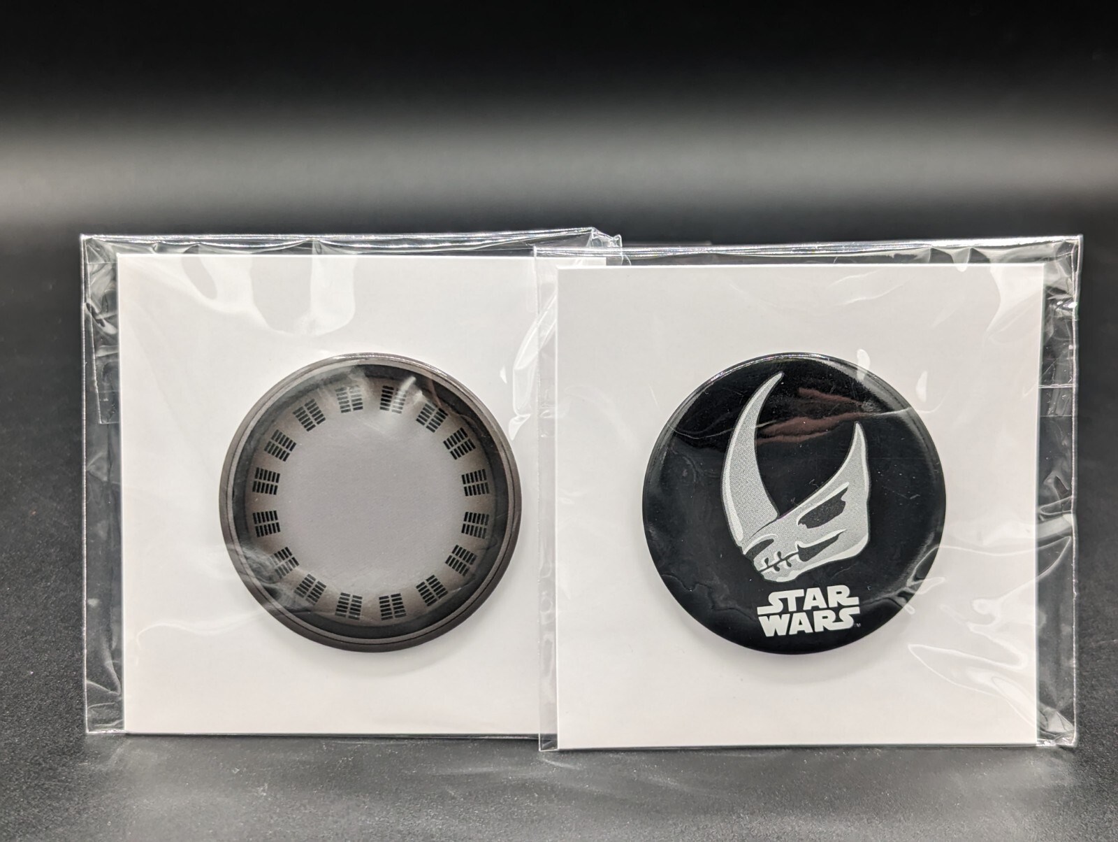 Set Of Funko POP! Star Wars Button Pin MUDHORN SIGNET Clan of Two ...