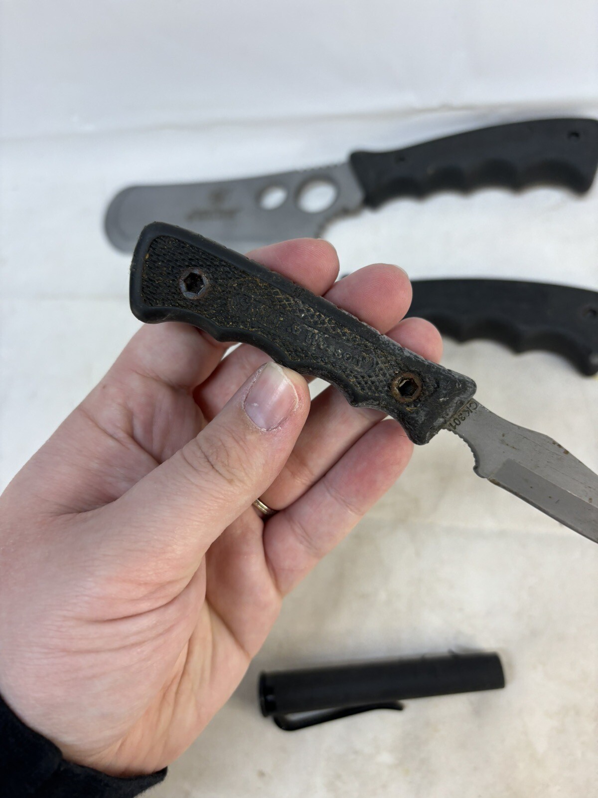 Smith & Wesson Bullseye Hunting Knife Set - Cleaver CK300 Skinner CH200 ...