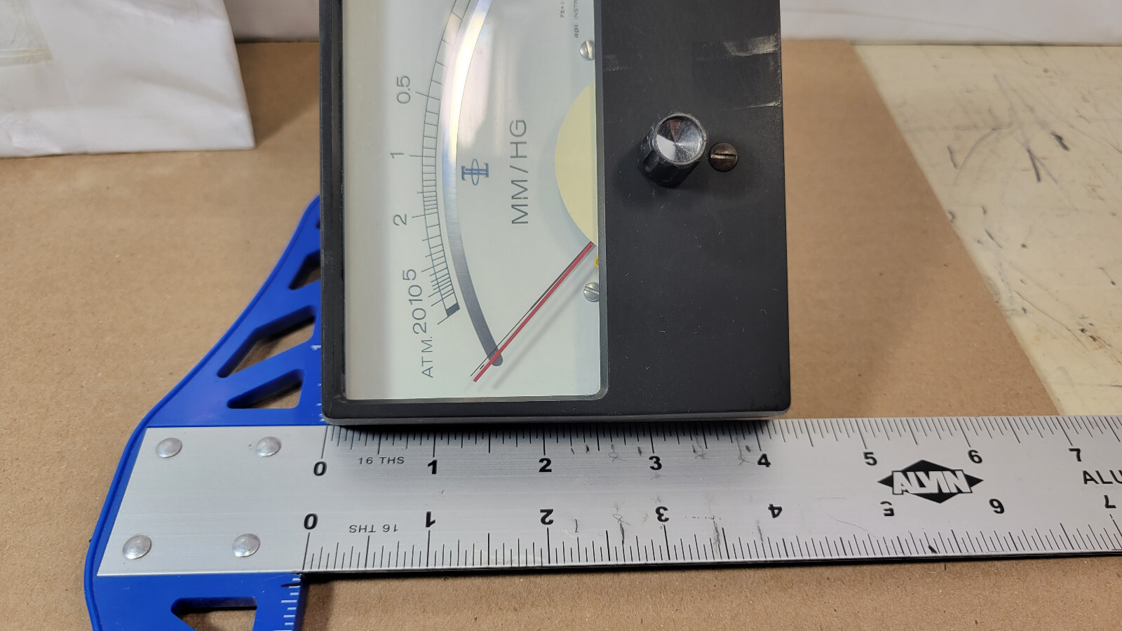 API INSTRUMENTS 05-0003-7500 Model 0503P. SHIELDED METER # 483369. FS=I ...