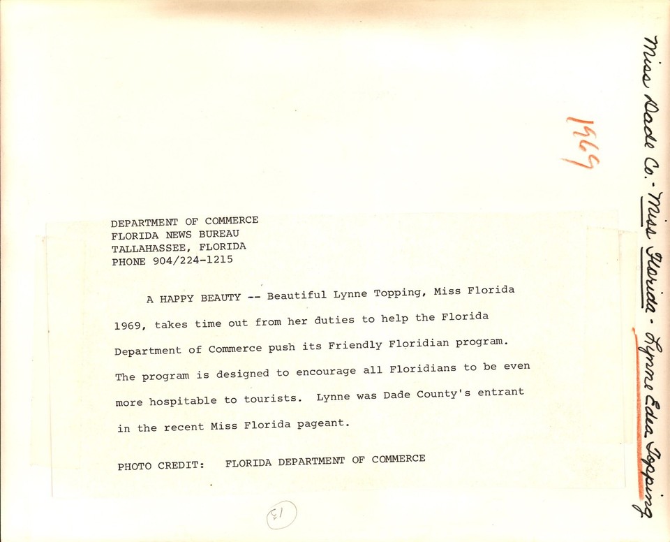 LG969 1969 Orig Photo HAPPY BEAUTY MISS FLORIDA LYNNE TOPPING FRIENDLY ...