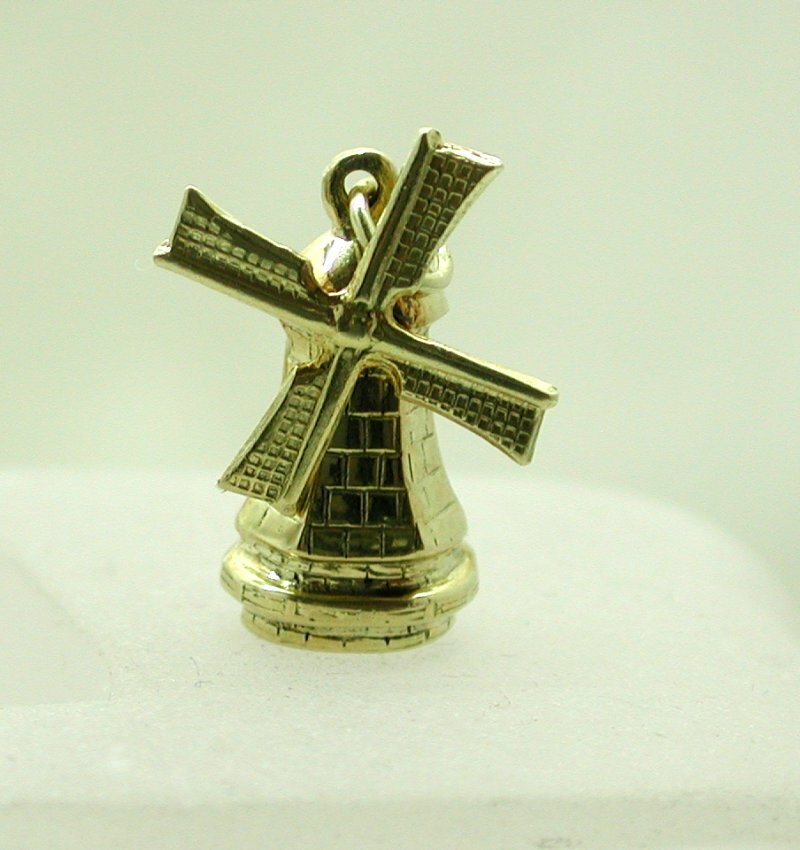 Vintage 14 carat Gold Articulated Windmill Charm - Gem