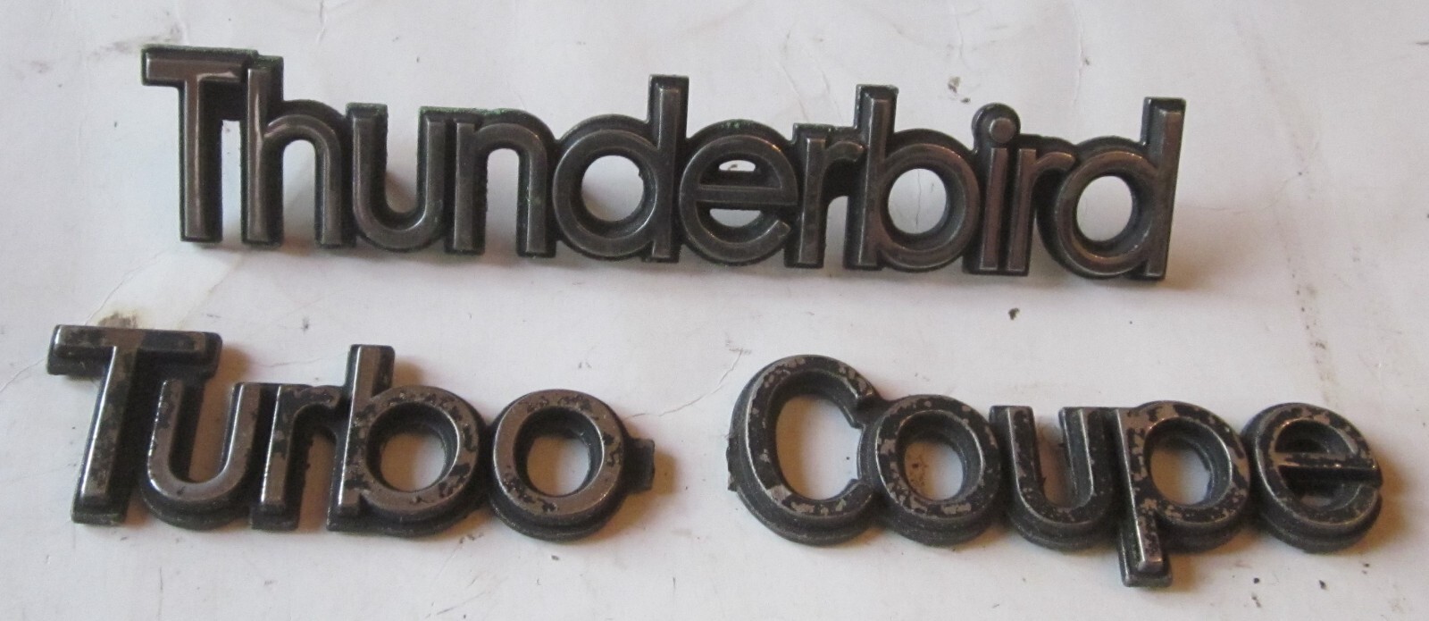 Ford Thunderbird Turbo Coupe Trunk Emblem Pair (2) Emblems 1 Break | 2 | OE