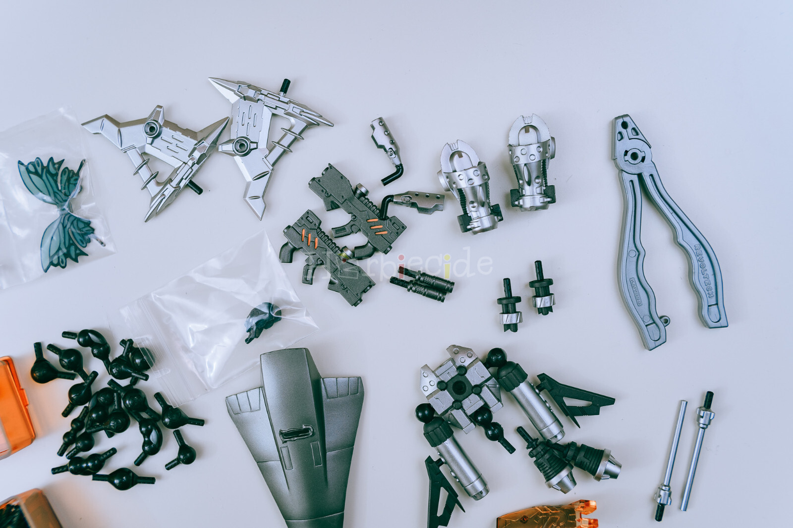 *AS IS* Kaiyodo Revoltech Assemble Borg Evangelion Shield joints pliers ...