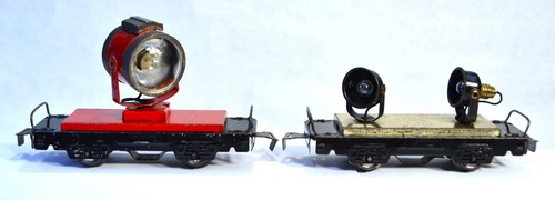 Vintage Marx # 561 searchlight car and # 559 double flood light car | eBay