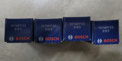 (4) Bosch For Mercedes-Benz Platinum Spark Plugs 0242135509 YR7MPP33 ...