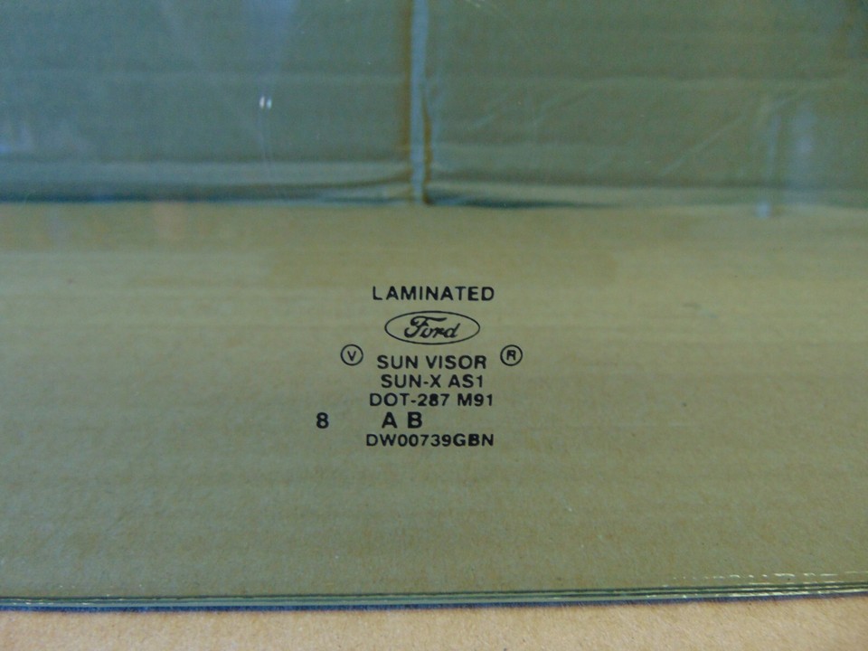 69-70 FORD MUSTANG COUPE CONVERTIBLE FRONT WINDSHIELD GLASS DW739GBN ...