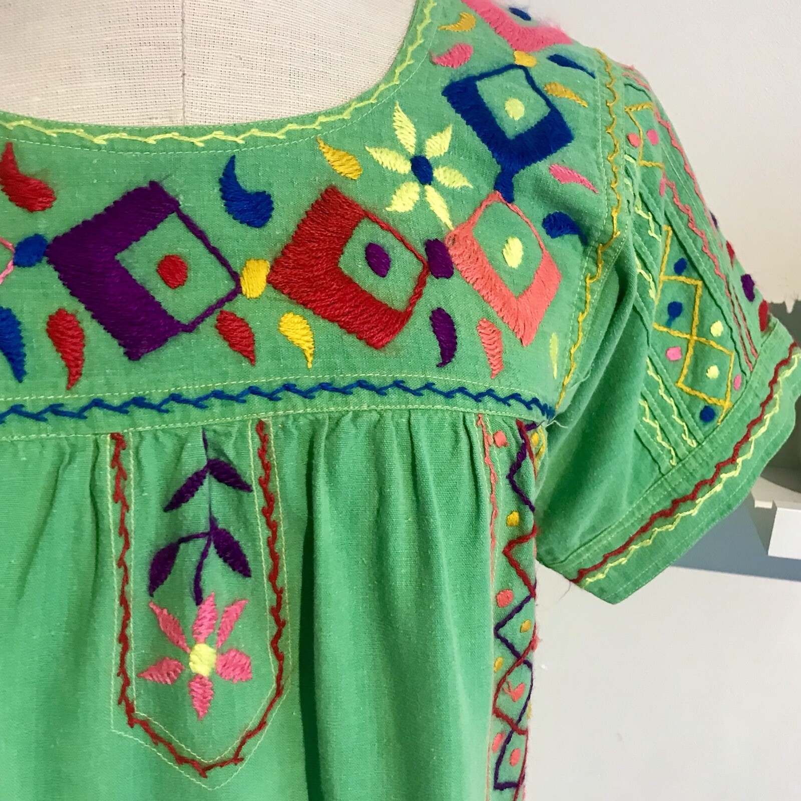 Vintage Mexican Embroidered Tunic Top, 1970s, Floral,… - Gem