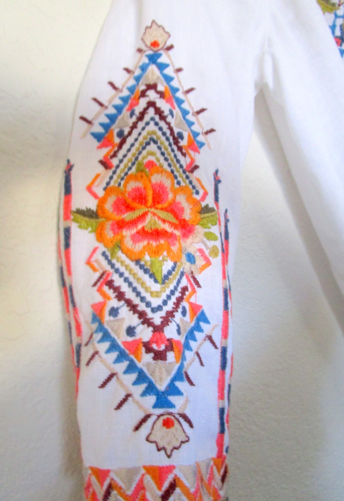 Johnny Was Linen Blouse White Heavily Embroidered Flo… - Gem