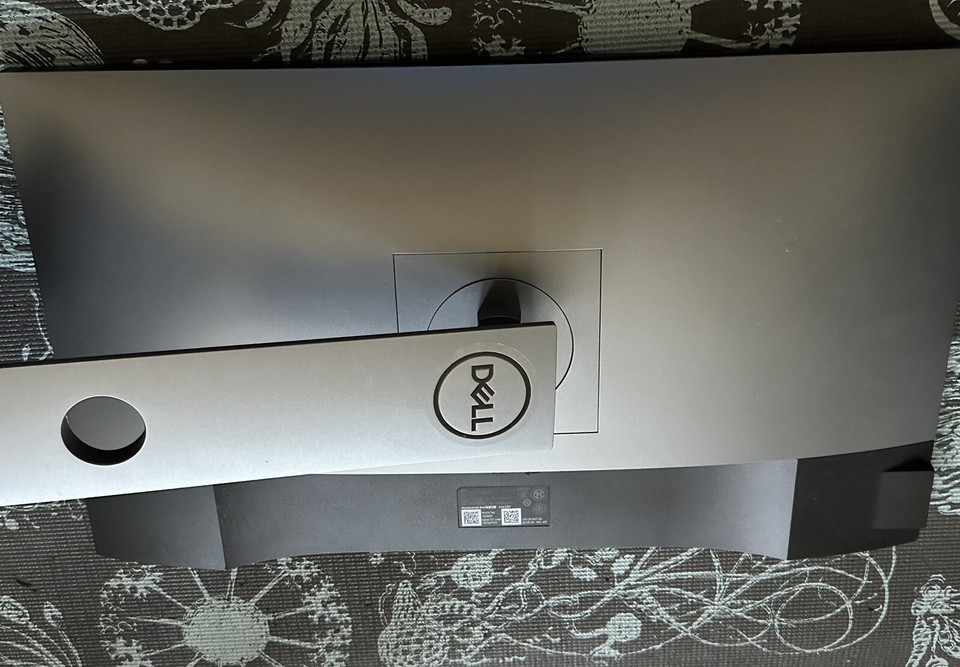 Dell UltraSharp U2520D 25 Inch WIDE SCREEN QHD (2560 x 1440) LED ...