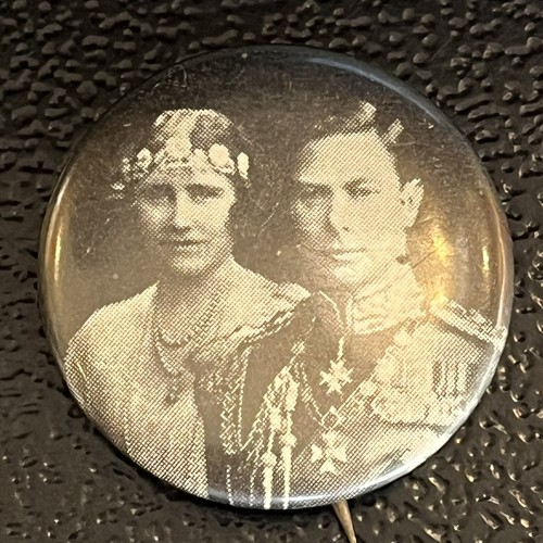 George VI Queen Elizabeth Crowned 1937 Coronation Pin Pinback Badge UK ...