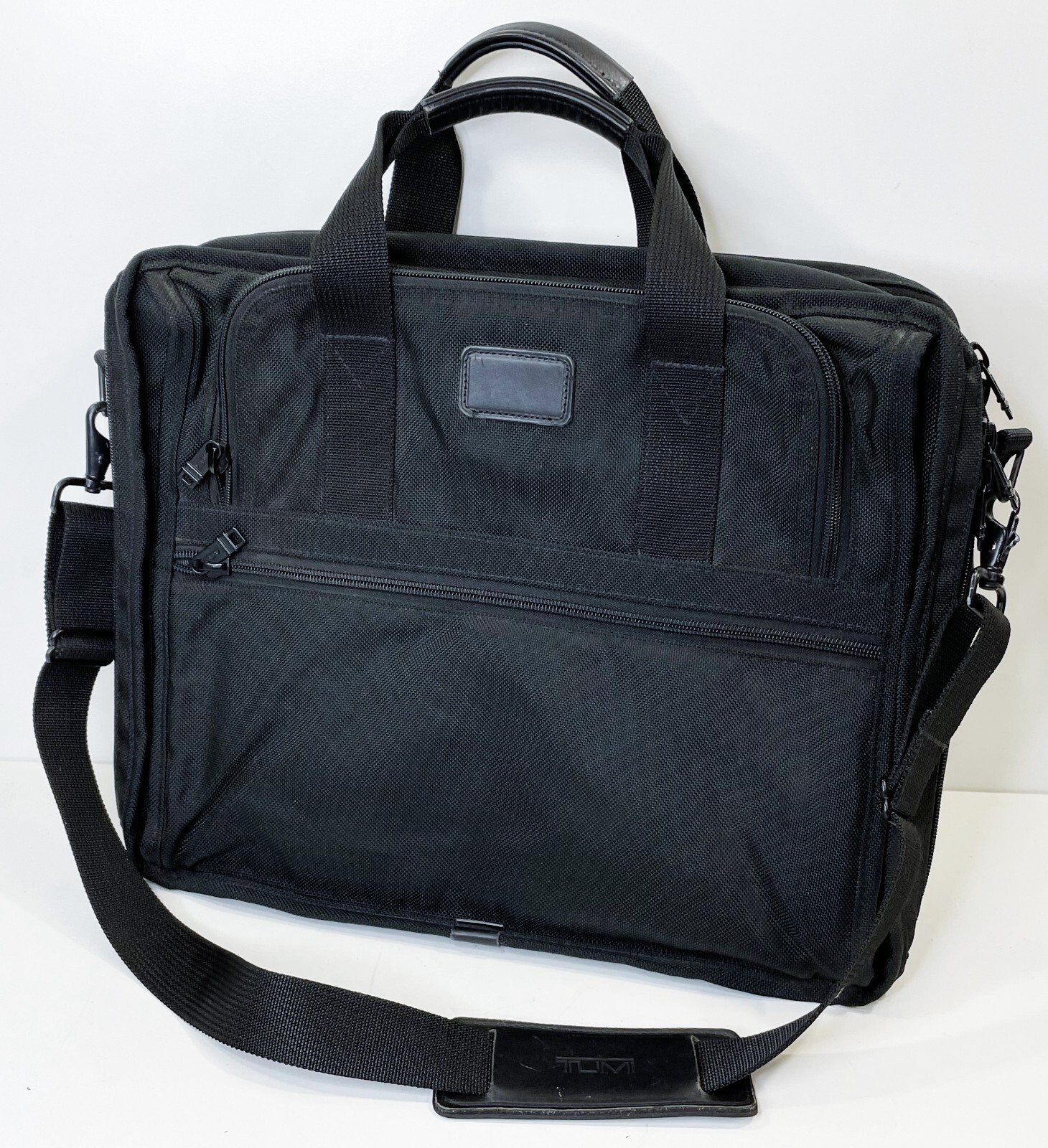 TUMI Slim Deluxe Portfolio 2632D3 Briefcase Messenger… - Gem