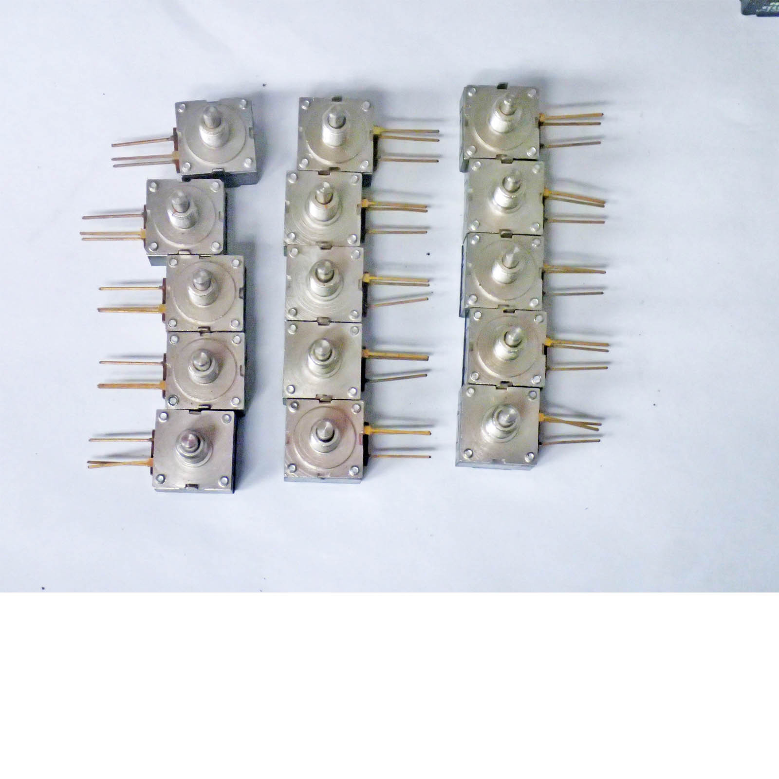 LOT OF 15 ALLEN BRADLEY MOD POT U-10K-OHM POTENTIOMETERS BNIB/NOS | eBay