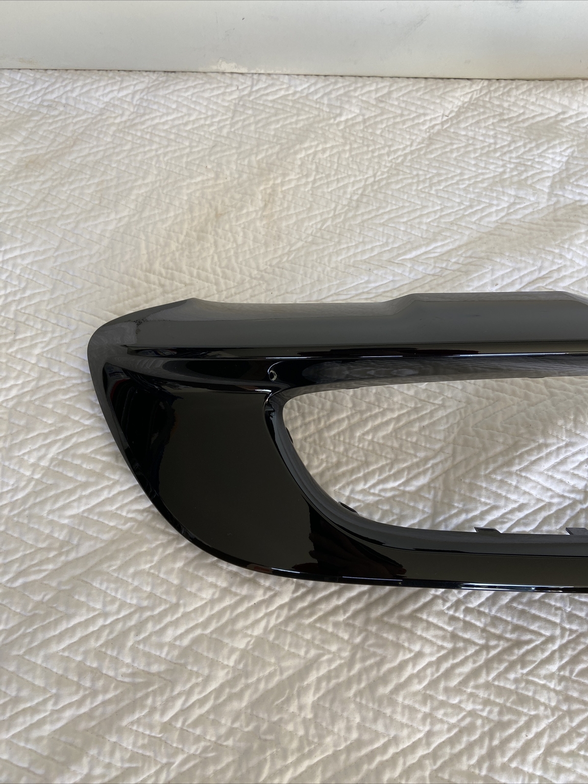 MERCEDES BENZ GLA 45 AMG LOWER MOLDING COVER BUMPER AREA 1568854022 ...