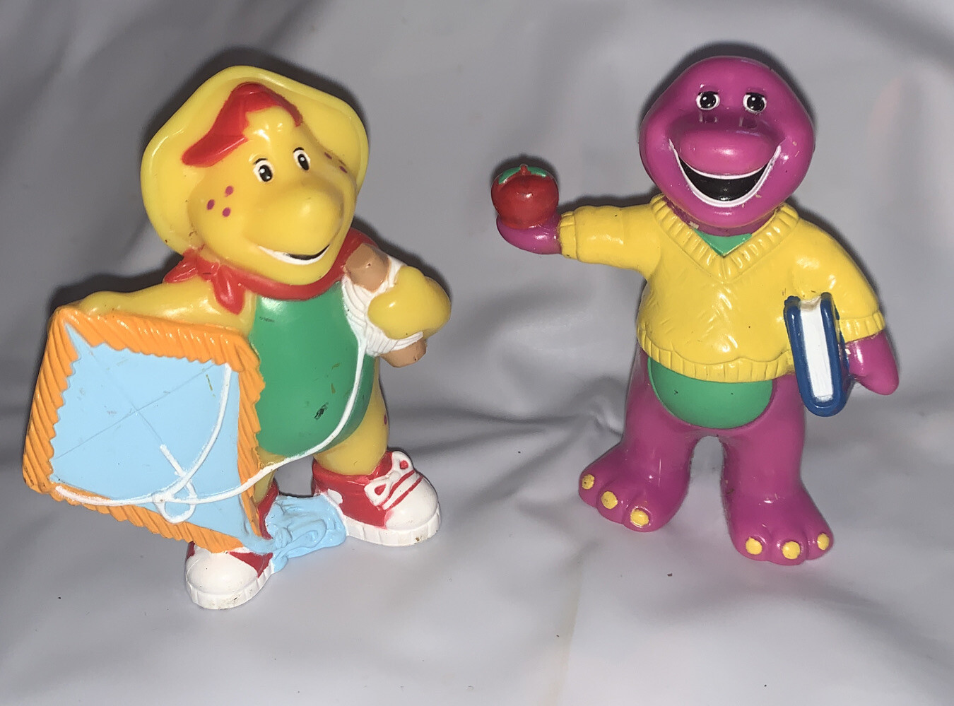 Lyons 1998 Barney Sweater + BJ Kite Figures Friends Rare | eBay