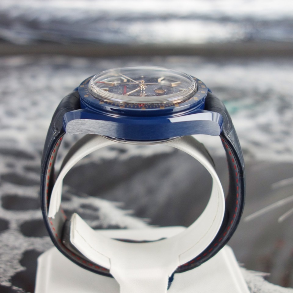 OMEGA Speedmaster Moonphase Aventurine 304.93.44.52.03.002 Blue Side Of ...