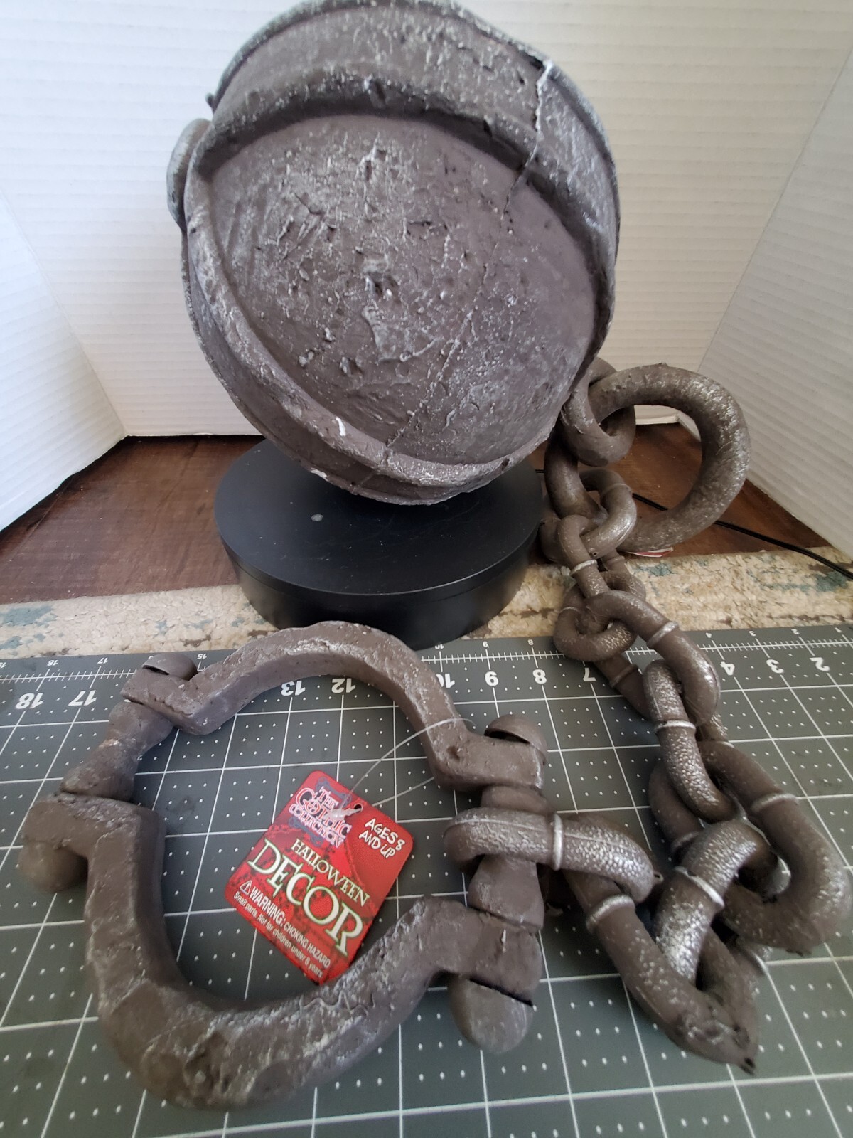 Vintage 2006 The Gothic Collection Halloween Decor 8 Inch Ball & Chain ...