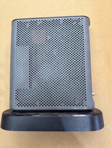Motorola MT7711 24X8 Cable Modem and AC1900 Dual Band Wi-Fi Gigabit ...