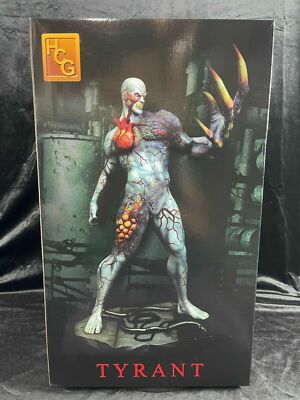 HOLLYWOOD COLLECTIBLES GROUP TYRANT CAPCOM RESIDENT EVIL STATUE FIGURE ...