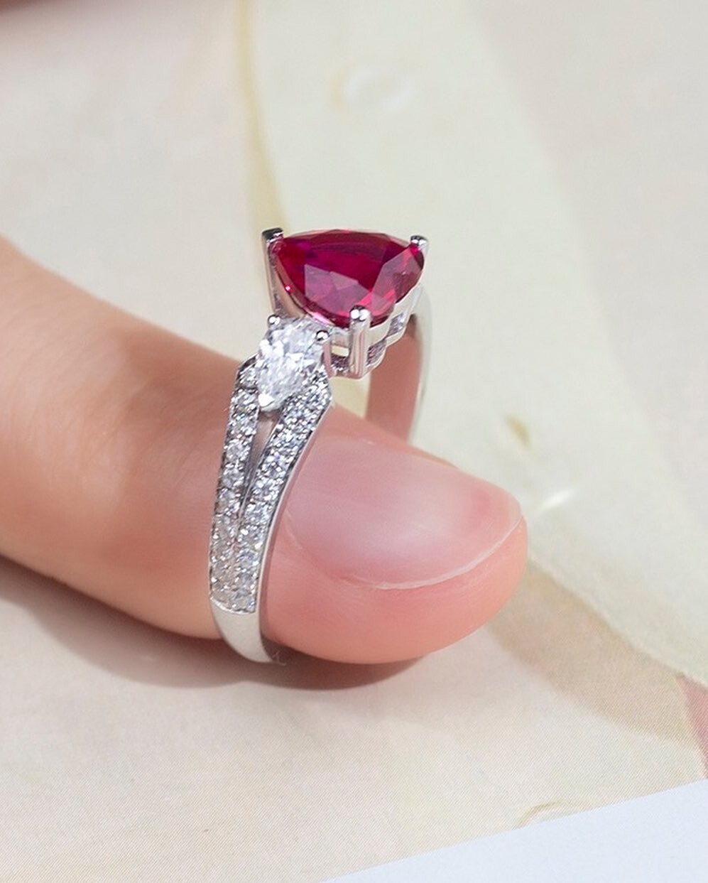 New 2.4CT Red Heart Cubic Zirconia Solitaire 14K White Gold Valentine ...
