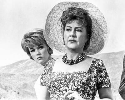 IT'S A MAD MAD MAD WORLD great 8x10 still ETHEL MERMAN & DOROTHY ...