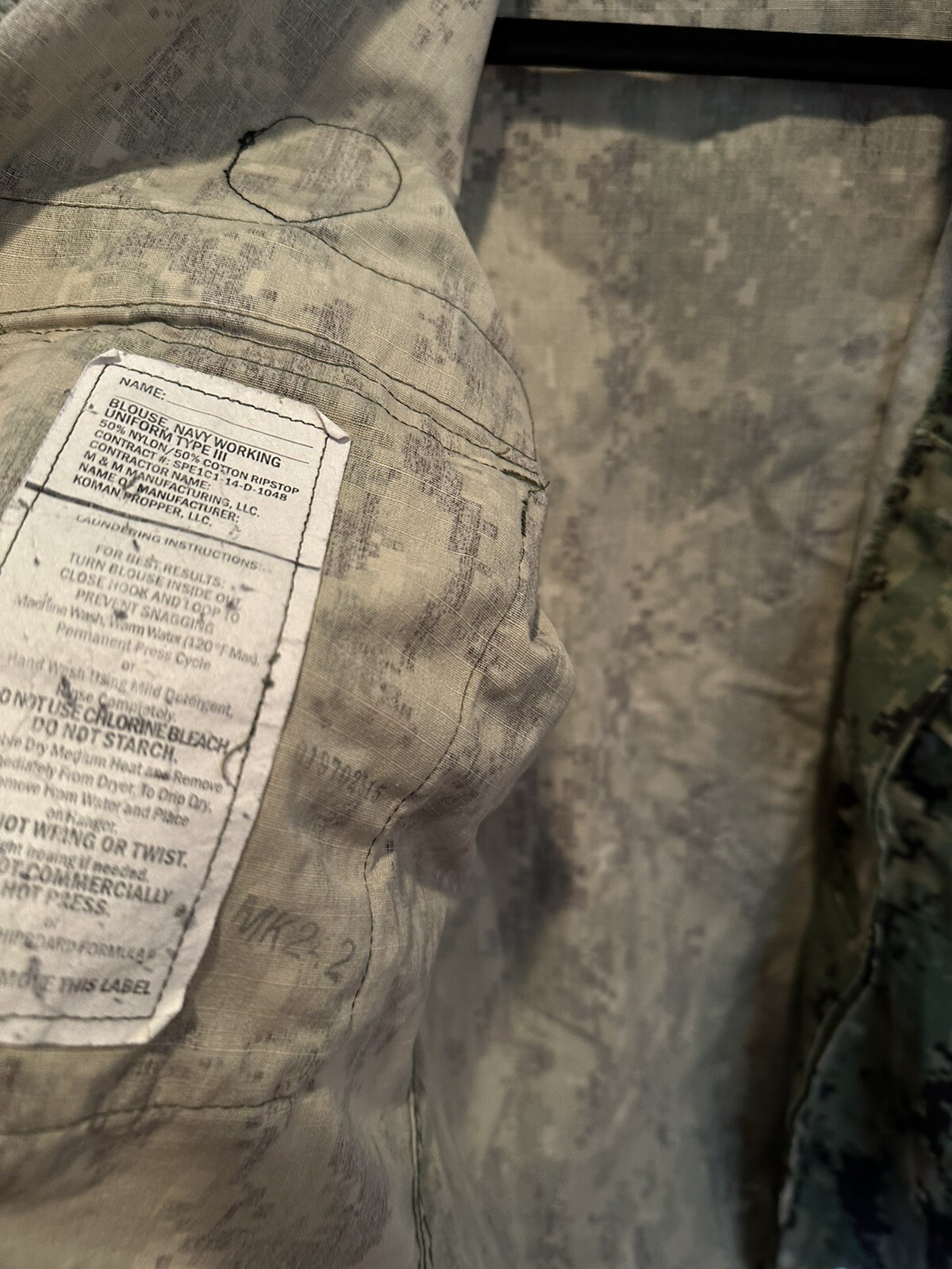 U.S. NAVY NWU TYPE III AOR2 BLOUSE SHIRT SIZE MEDIUM SHORT USN UNIFORM ...