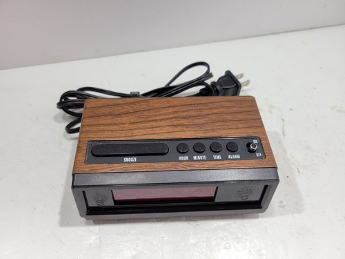 Tozaj 1016 Electric Digital LED Alarm Clock 5W Wood Grain Plastic ...