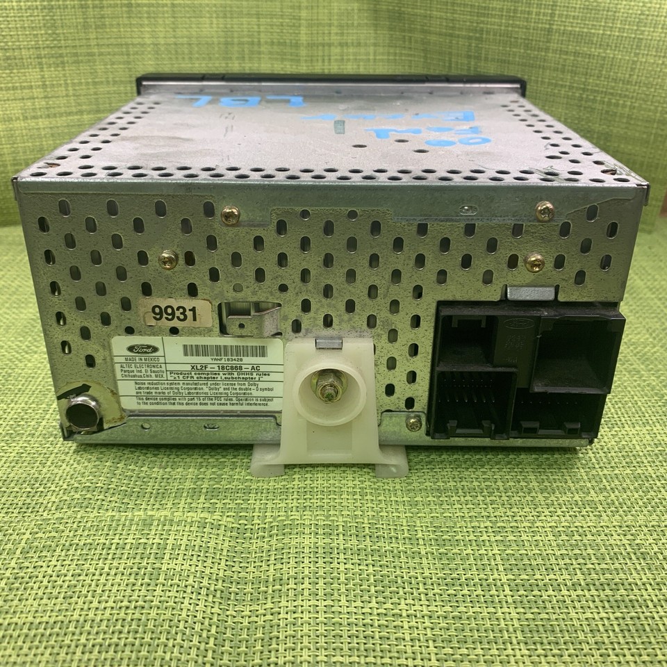 98 99 2000 01 02 03 Ford F150 F250 F350 Truck Ranger Radio CD Tape ...