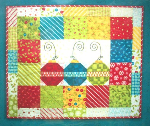 Delightful ornaments Christmas quilt pattern | eBay