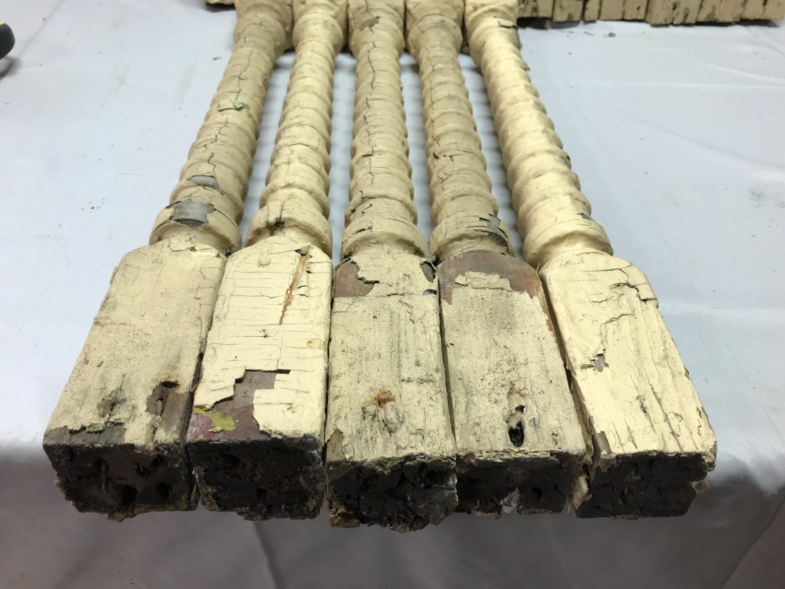 Vintage Lot 35 Turned Shabby Tan 2x22 Exterior Porch Spindles Chic Old ...