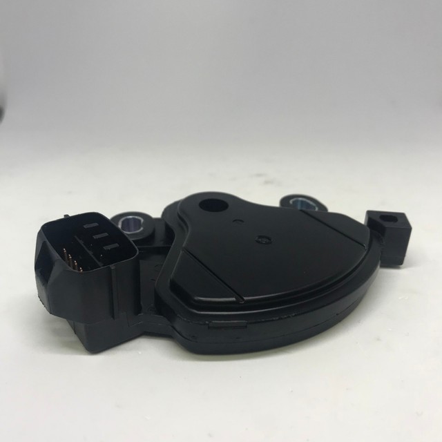 Genuine KIA Hyundai Neutral Safety Switch Inhibitor 4270039055 OEM for ...