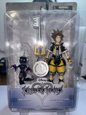 Kingdom Hearts Master Form Sora & Soldier Toys R Us Exclusive Figure 2 ...
