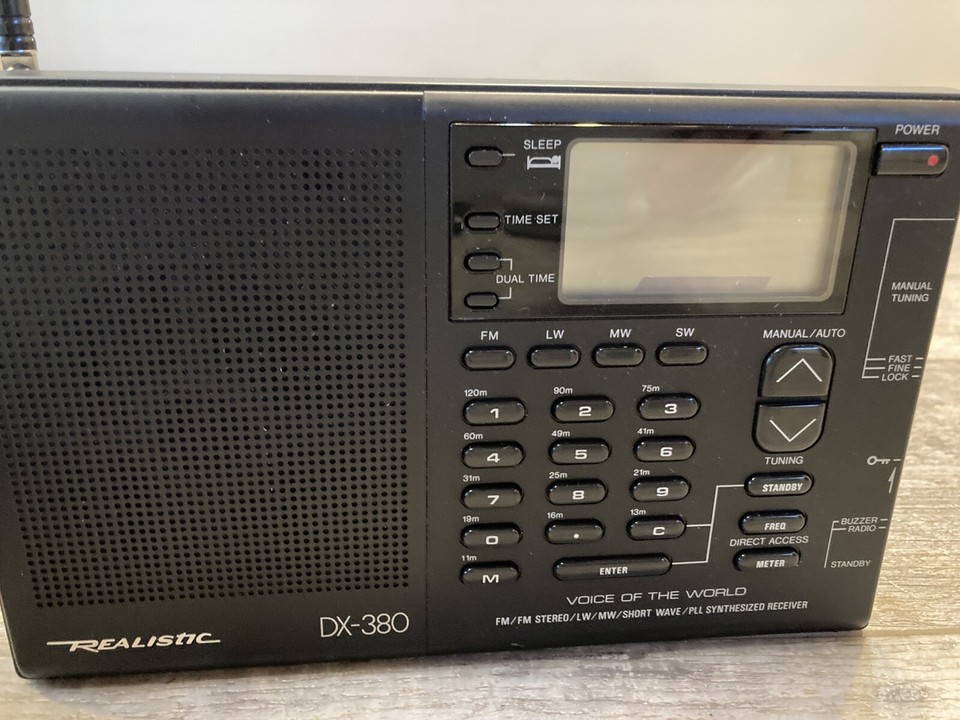 REALISTIC Radio Shack AM/FM/LW Radio Shortwave Receiver Digital Model ...
