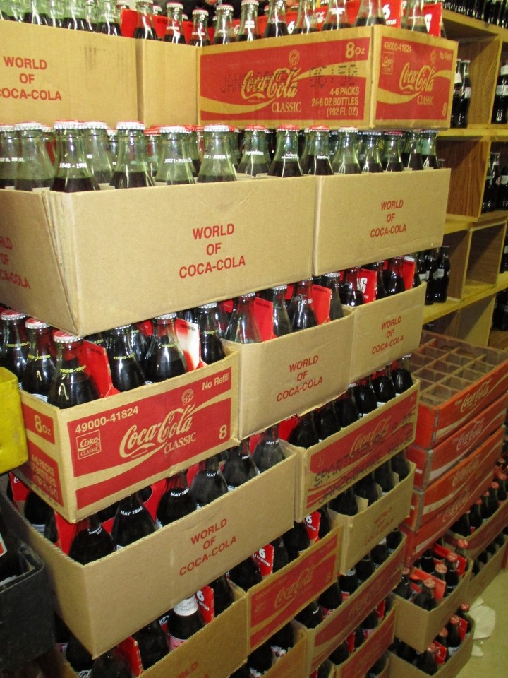 100 CASES COCA-COLA 8 OZ. BOTTLES MUST SALE LOST STORAGE UNIT YOU MUST ...