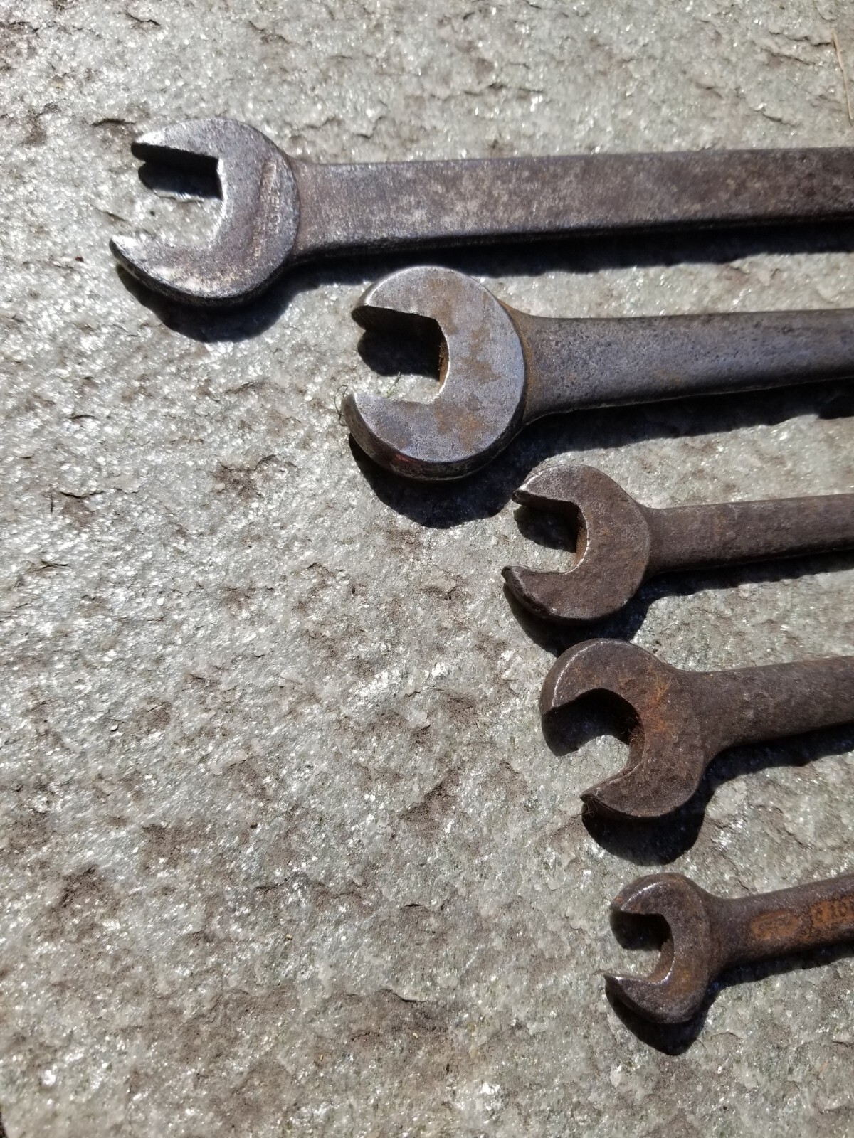 Lot Of 5 Vintage Wrenches Spanners Buffalo VLChek Antique Wrench Set ...