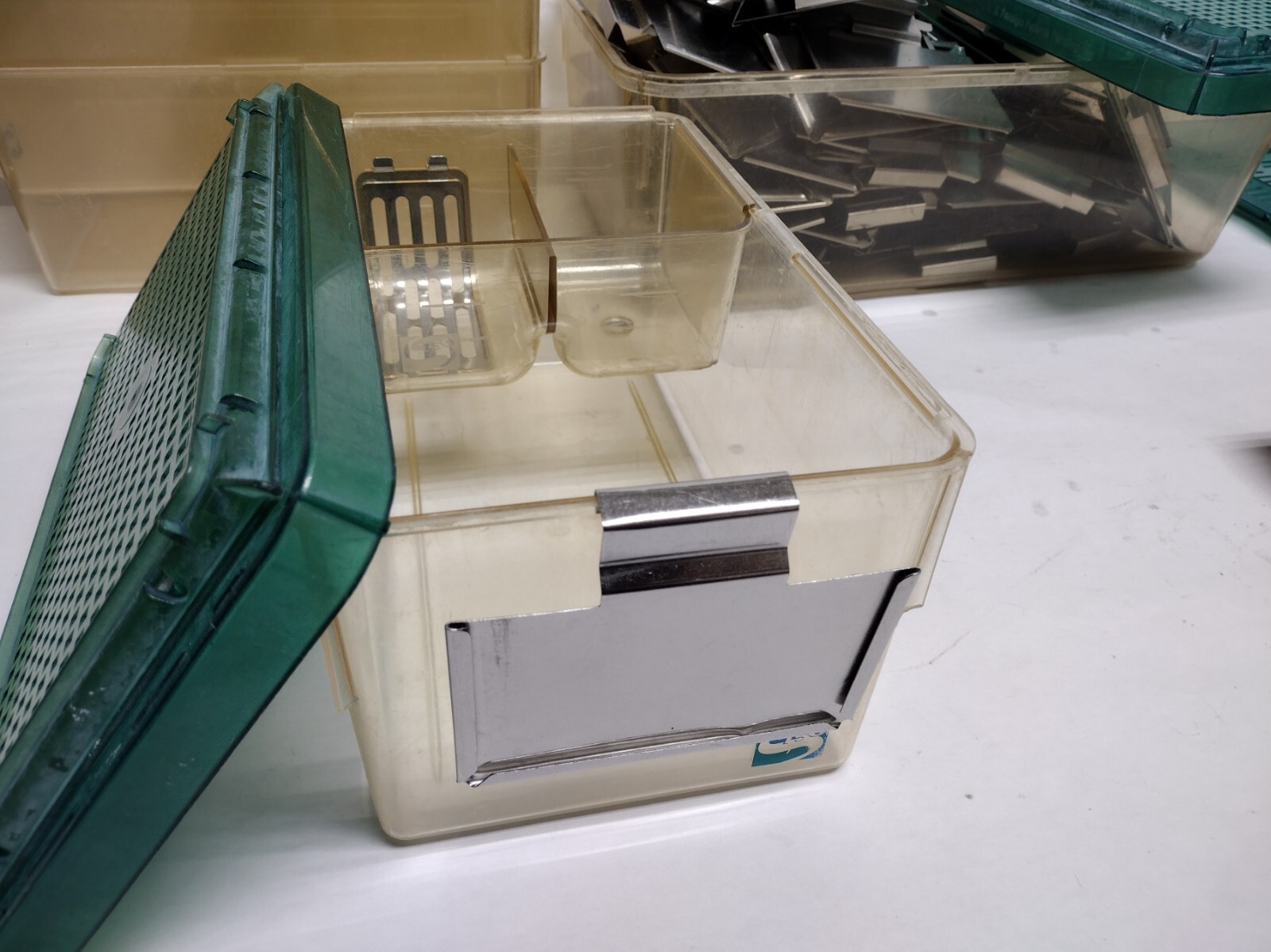 Mouse / Rodent Cage system with microisolator lid - no water bottle | eBay