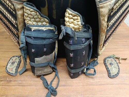 Period arms, armor, life-size arms,in good condition Japanese samurai ...