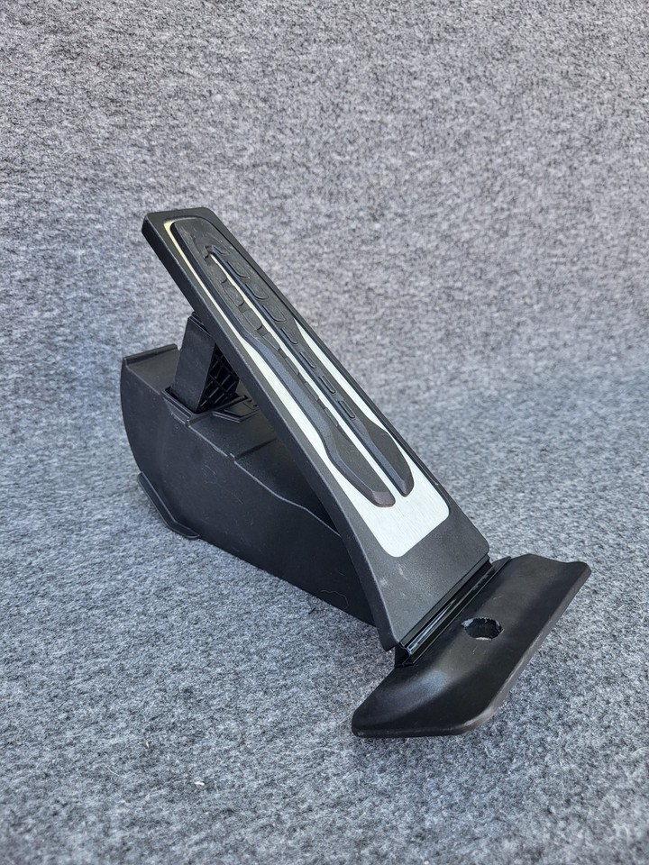 BMW G22 G30 G31 G11 G01 G82 U11 X1 M4 M5 ACCELERATOR PEDAL MODULE AUTO ...