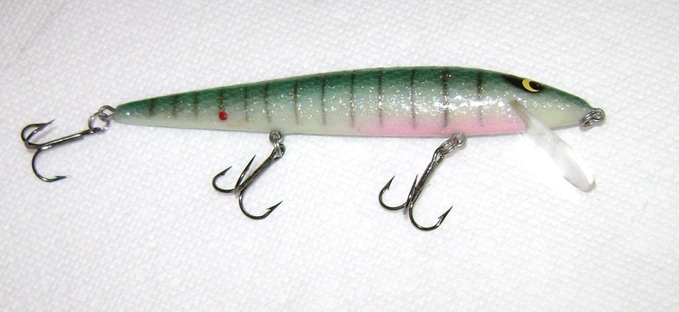 SMITHWICK SUSPENDING ROGUE LURE RATTLIN' ROGUE 4.5" GREAT COLOR GLITTER ...