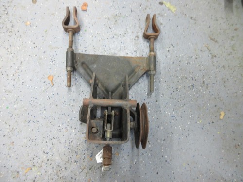 JOHN DEERE AM106629 Mower Deck Mule Drive Parts 316 317 318 322 323 330 ...