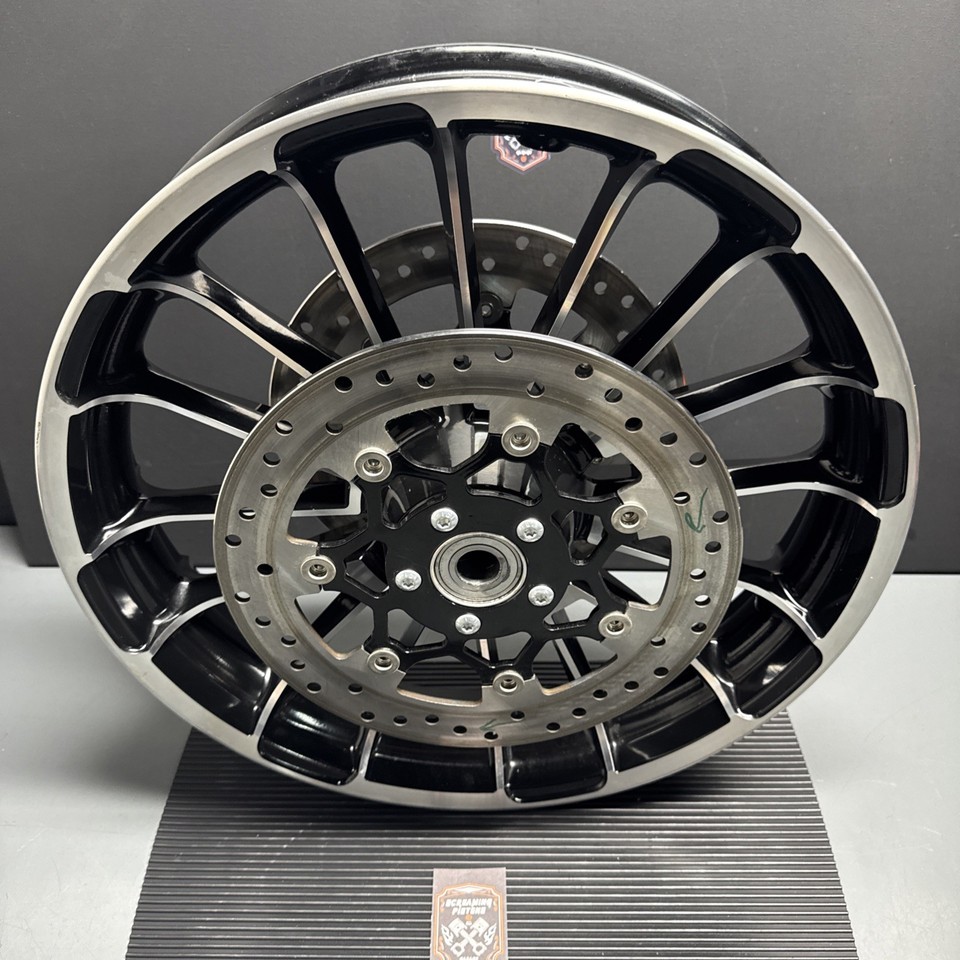 OEM Harley Touring RG3 Road Glide Trike 19 inch Front Wheel Genuine W ...