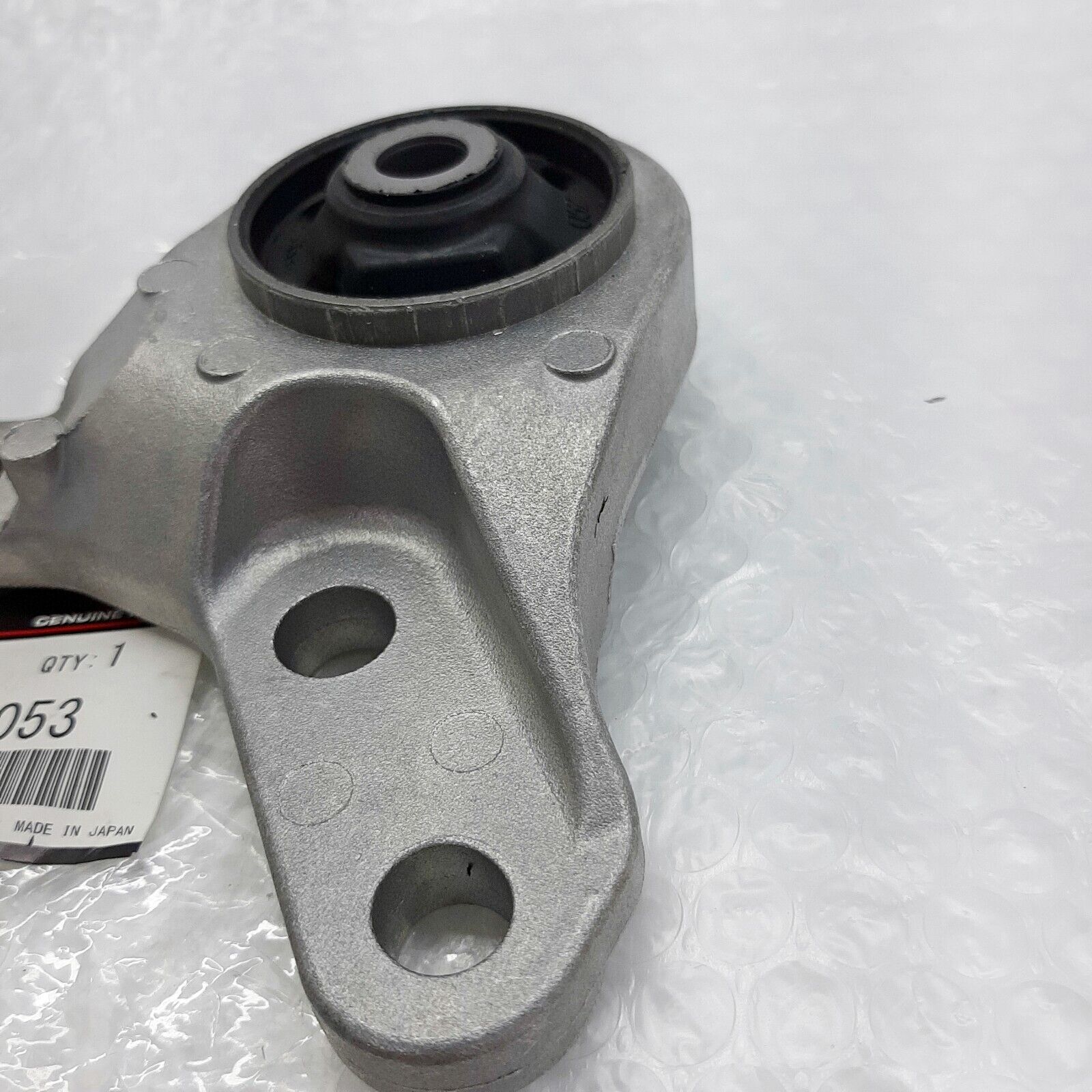 MITSUBISHI Outlander PHEV Mounting 3517A053 Genuine OEM New Japan | eBay