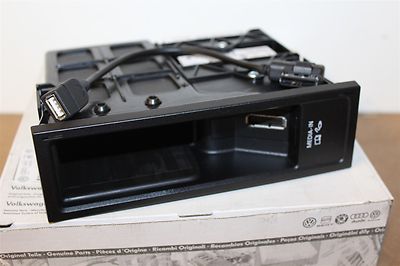 MDI Interface box Passat Eos Golf Scirocco Tiguan 5N0035728 New genuine ...