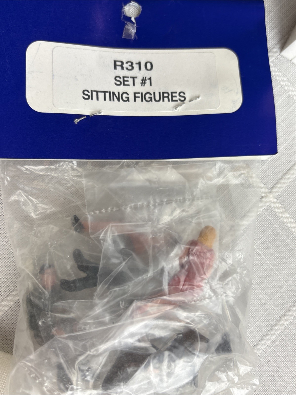 USA Trains R310 G Passenger Car Sitting Figures Set # 1 (Set of 7) NIP ...