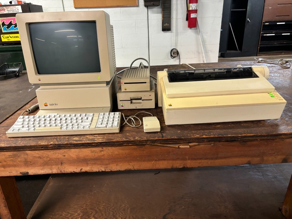 VINTAGE APPLE II GS COMPUTER | eBay