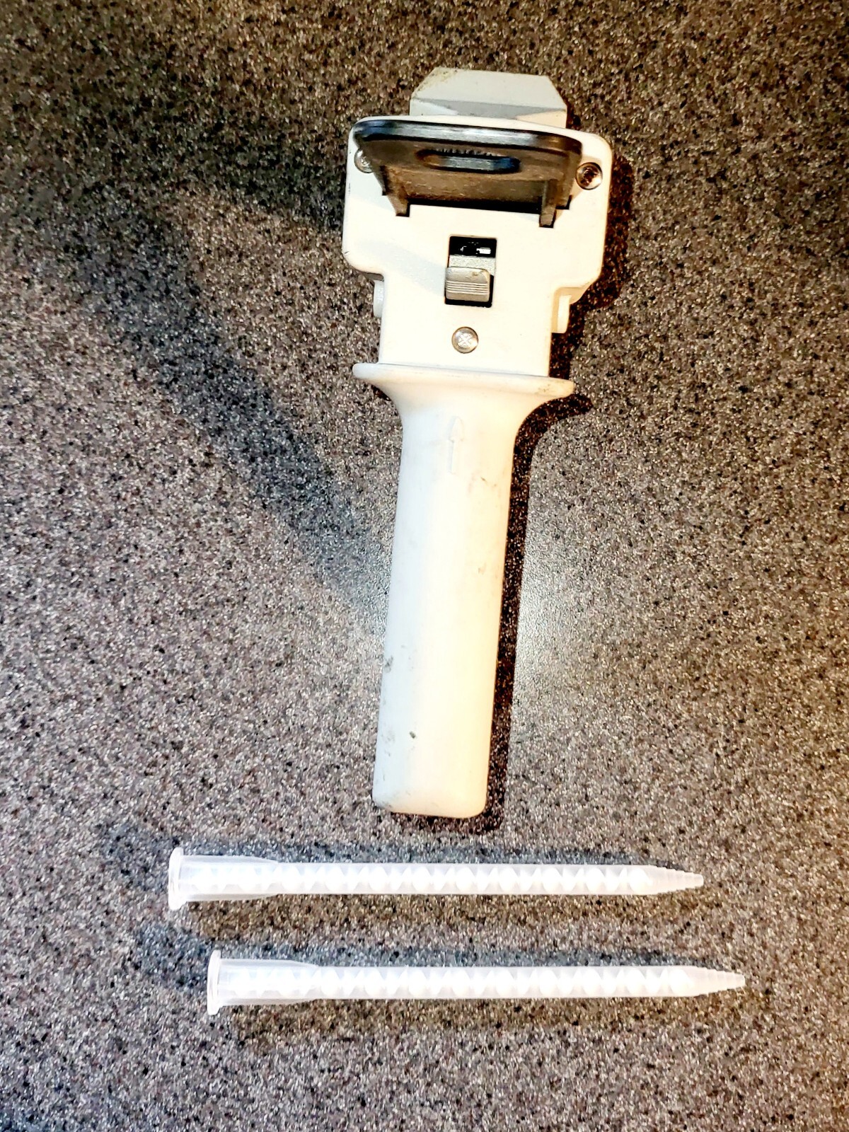 MIXPAC, 3M, LOCTITE, DMA 50 ADHESIVE DISPENCER, WITH 2 MIXING TUBES & 1 ...