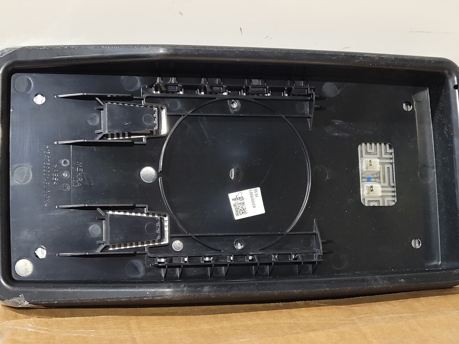 International 2517368C1 Carrier Plate Assembly W/Glass Main Black for ...