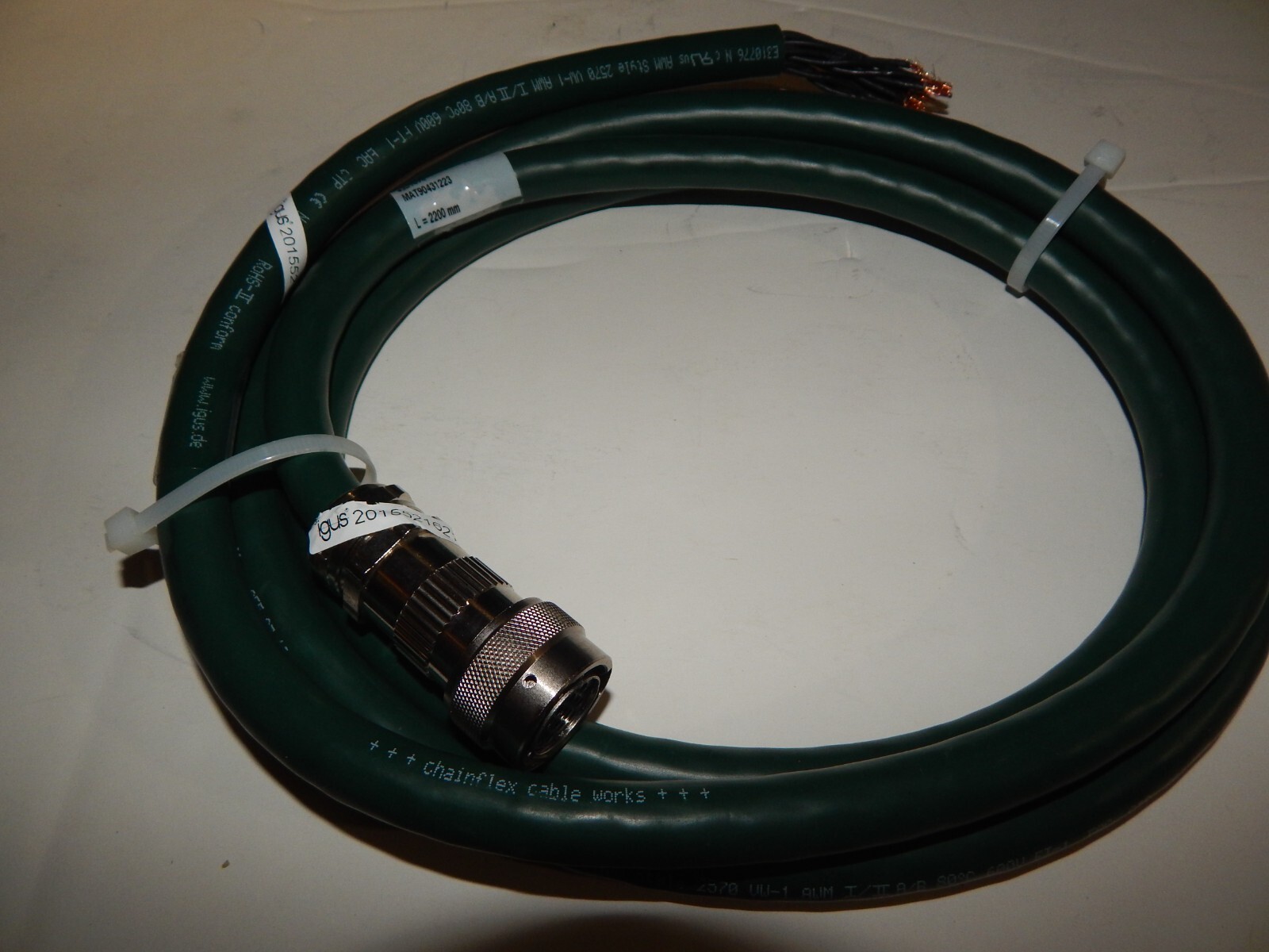 IGUS CHAINFLEX CONTROL CABLE 18 x 18 AWG(0.75) CF5.07.18 STYLE 2570 L ...